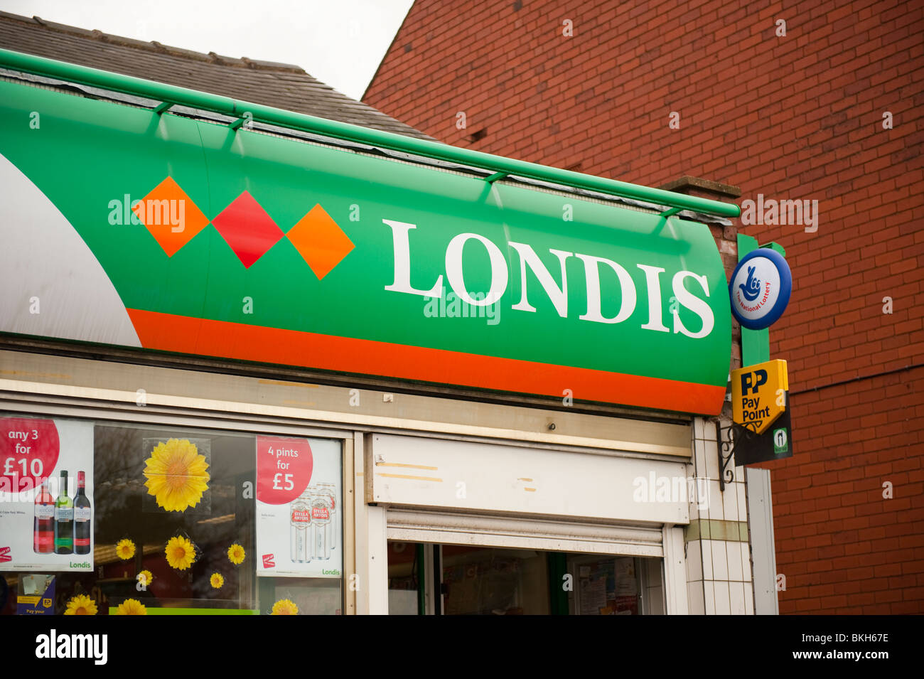 Londis Logo High Resolution Stock Photography and Images - Alamy