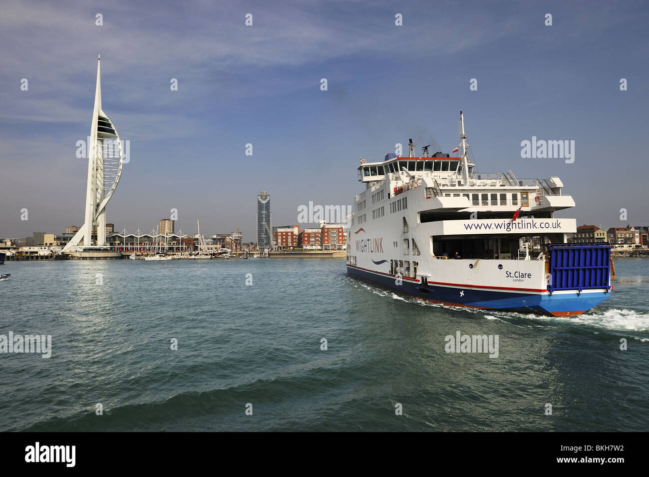 Isle wight ferry spinnaker hi-res stock photography and images - Alamy