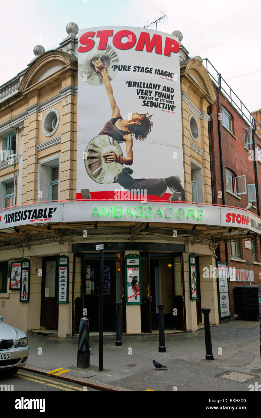 Stomp stage hi-res stock photography and images - Alamy