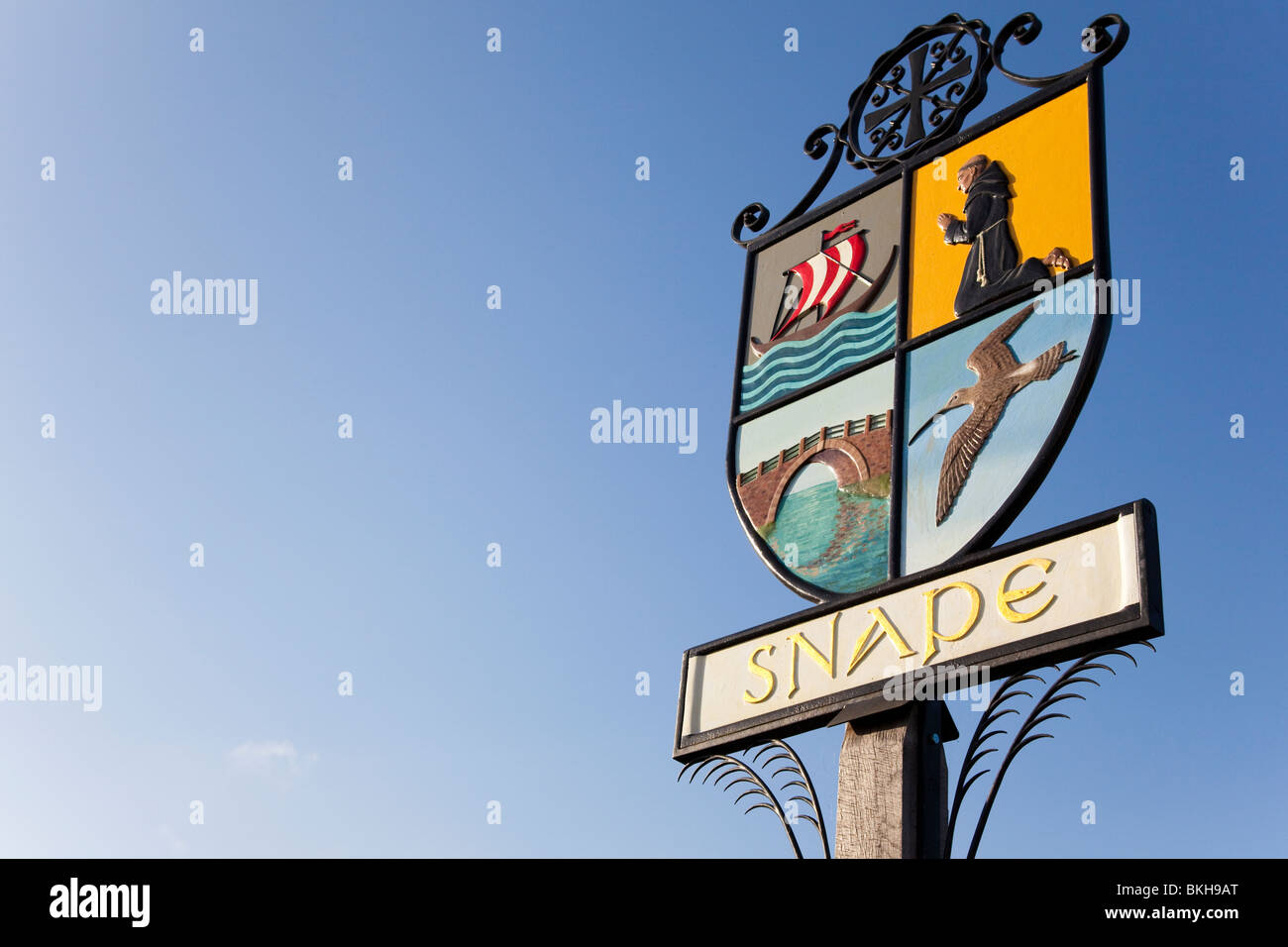 Snape Village Bridge High Resolution Stock Photography and Images - Alamy