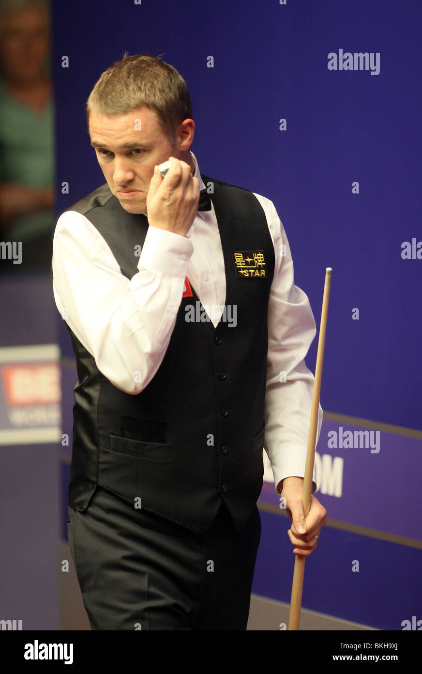 Stephen hendry snooker hi-res stock photography and images - Alamy