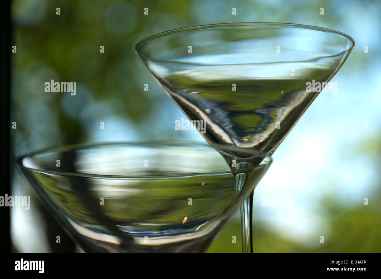 Cocktail glass display hi-res stock photography and images - Alamy