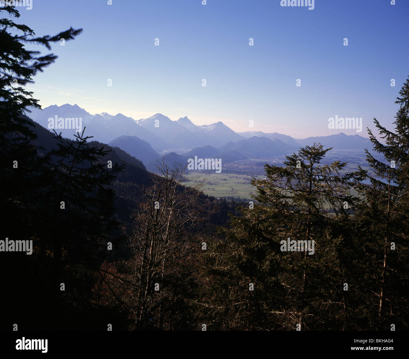 Mountains on german austrian border hi-res stock photography and images ...