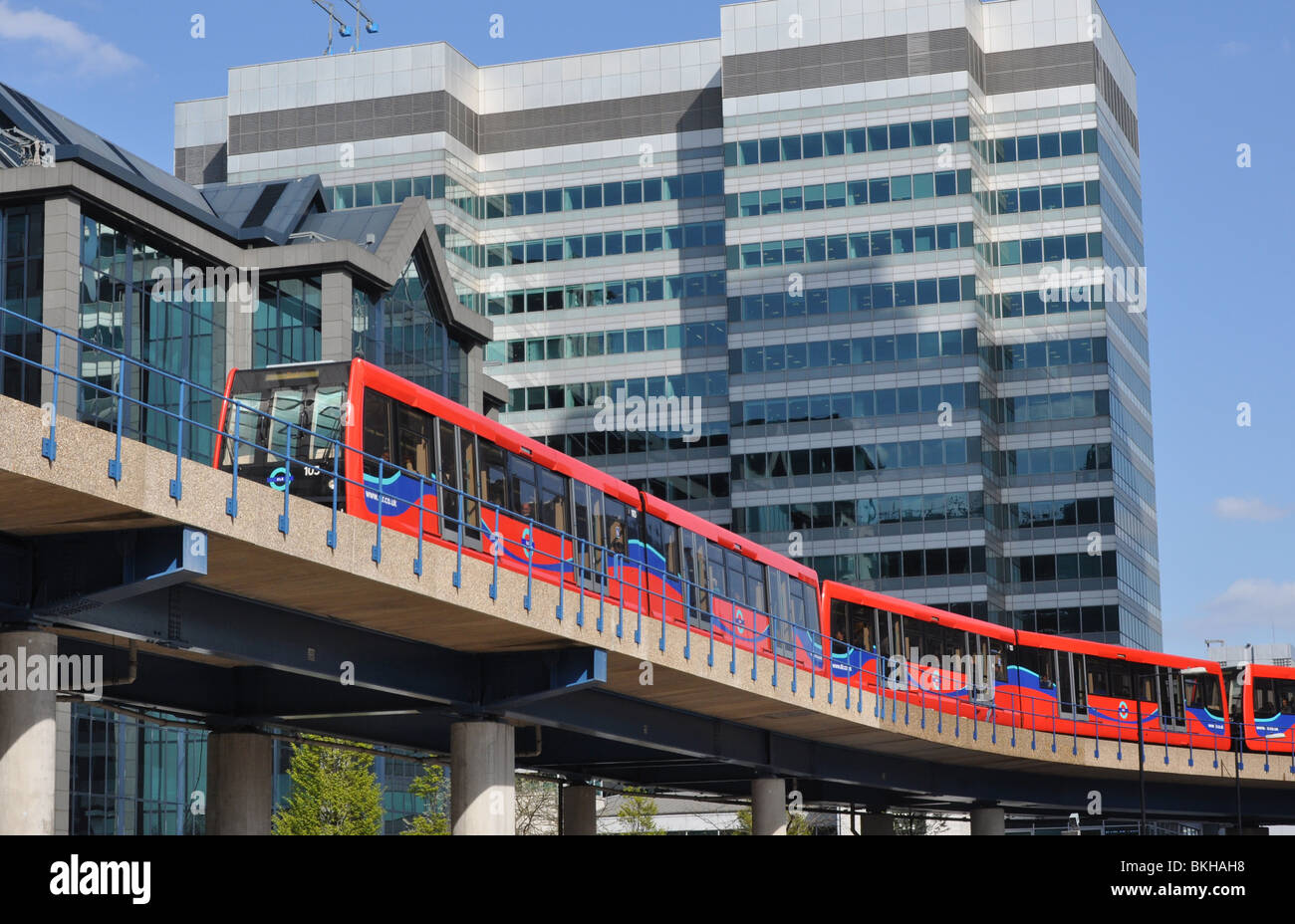The docklands light railway hi-res stock photography and images - Alamy