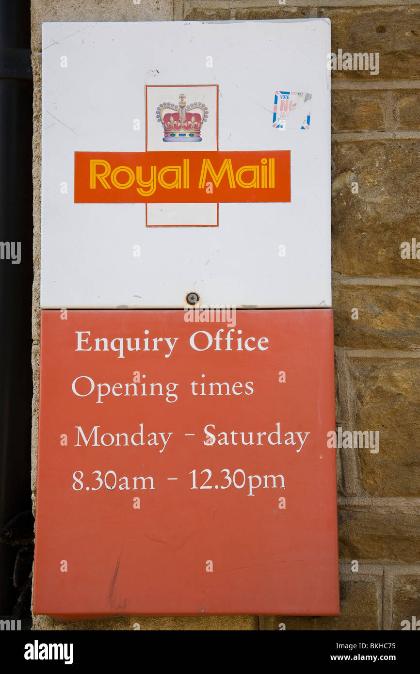 Royal Mail Post Office sign, England Stock Photo - Alamy