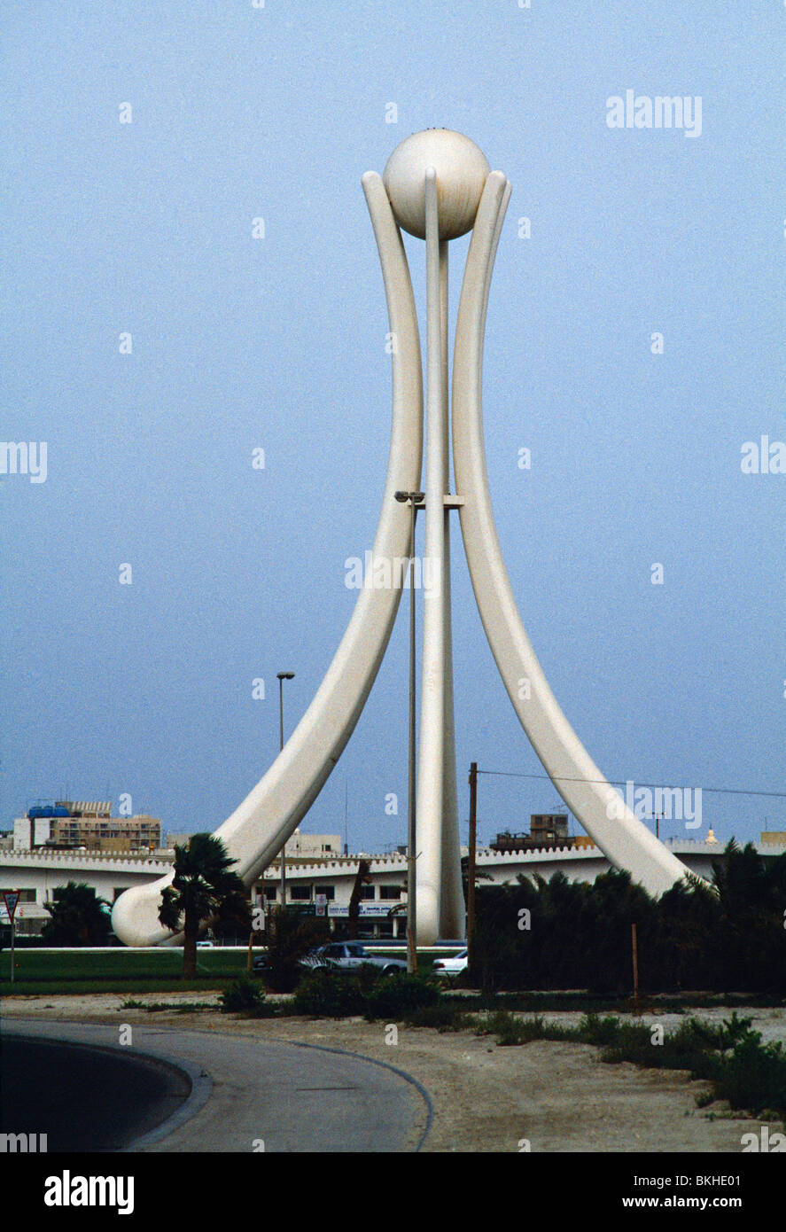 Manama Bahrain Pearl Monument Stock Photo - Alamy Manama Bahrain Pearl Monument Stock Photo - Alamy