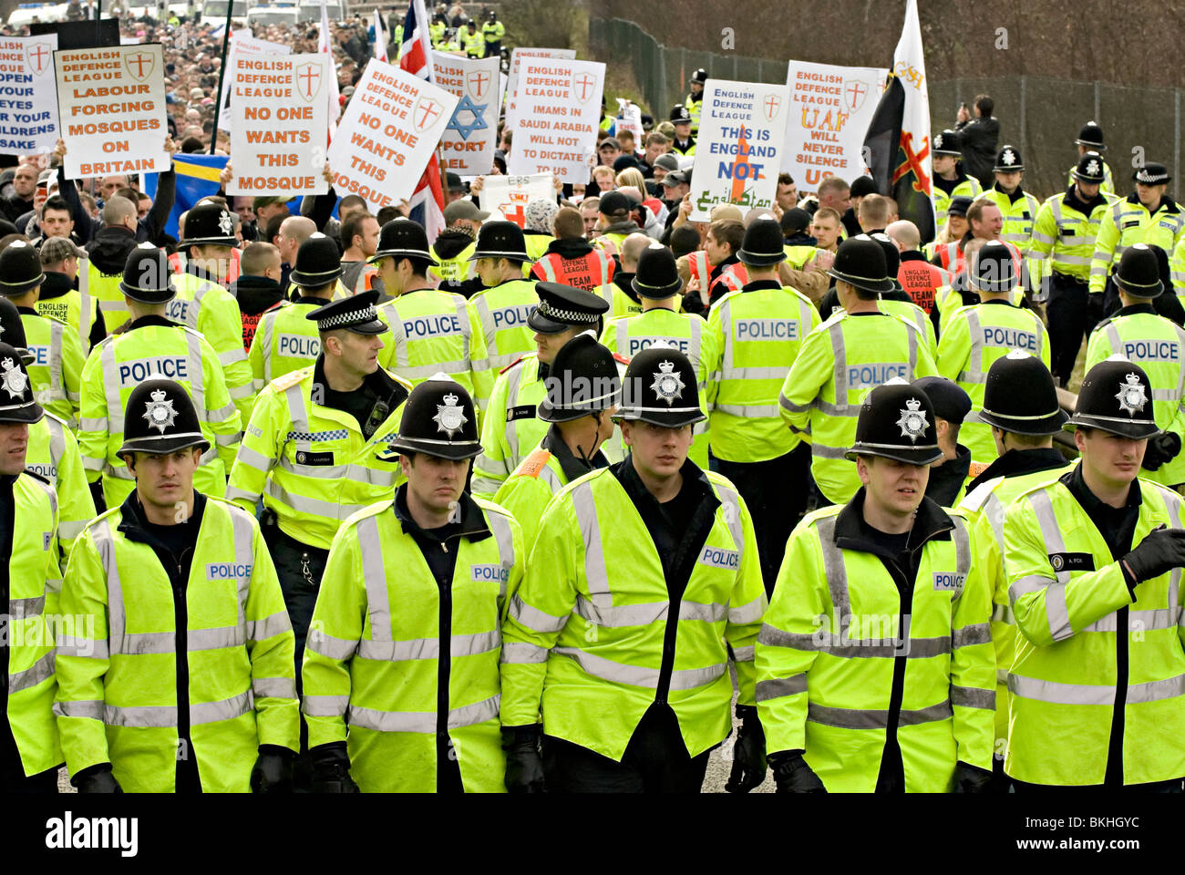 English defense league right wing protest again mosque in dudley march ...