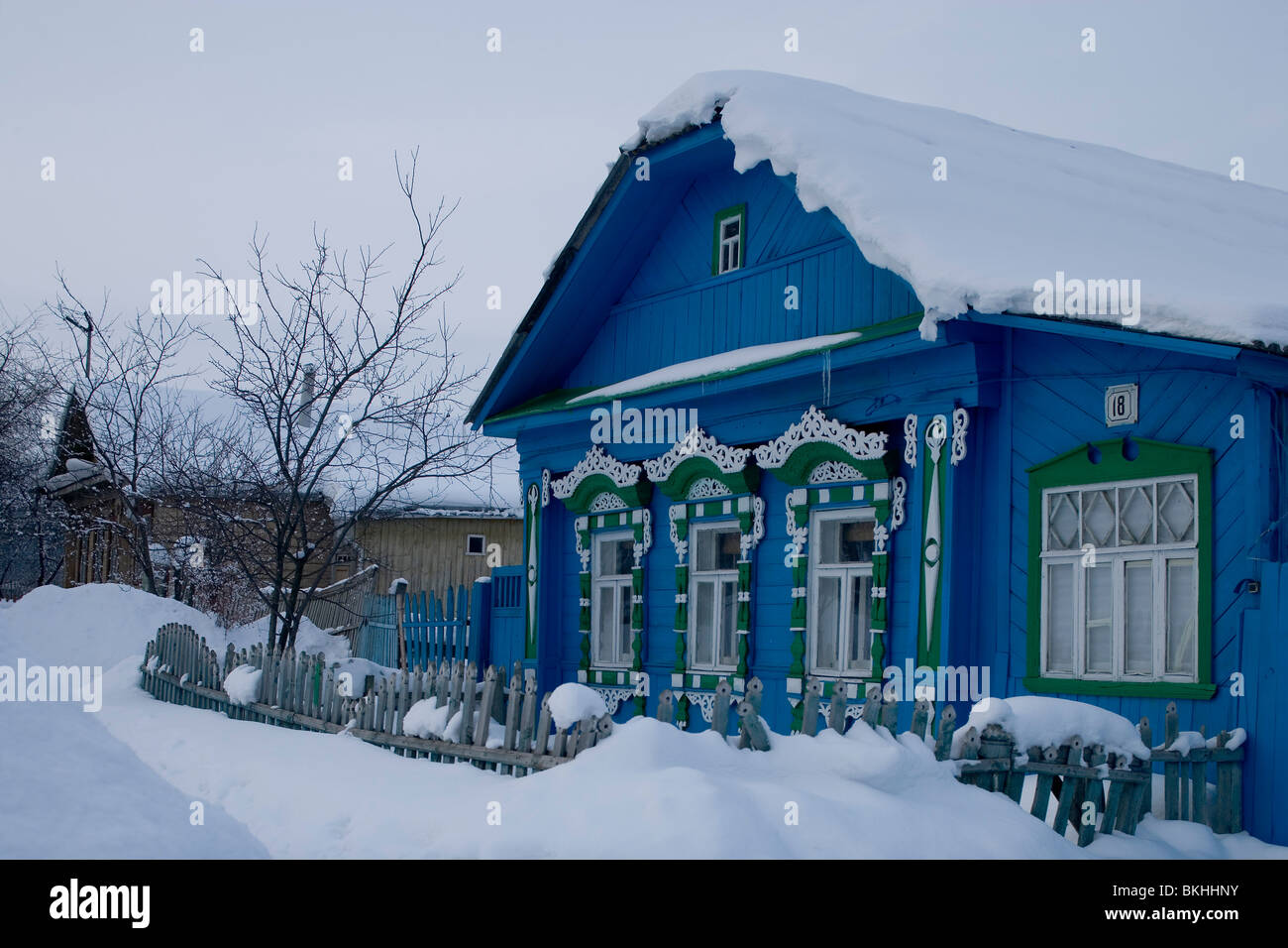 Suzdal wooden houses hi-res stock photography and images - Alamy