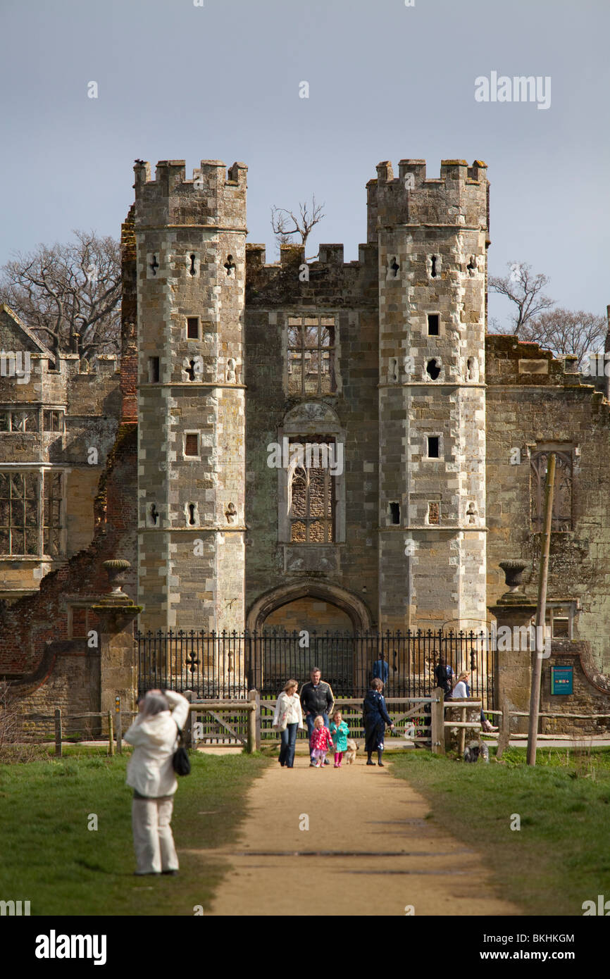 The ruins of Cowdray House at Midhurst. An historic tudor house Stock ...
