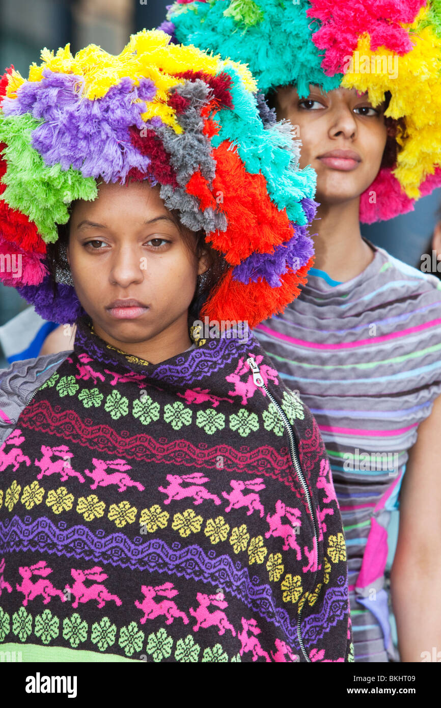 Models wearing hats hi-res stock photography and images - Alamy