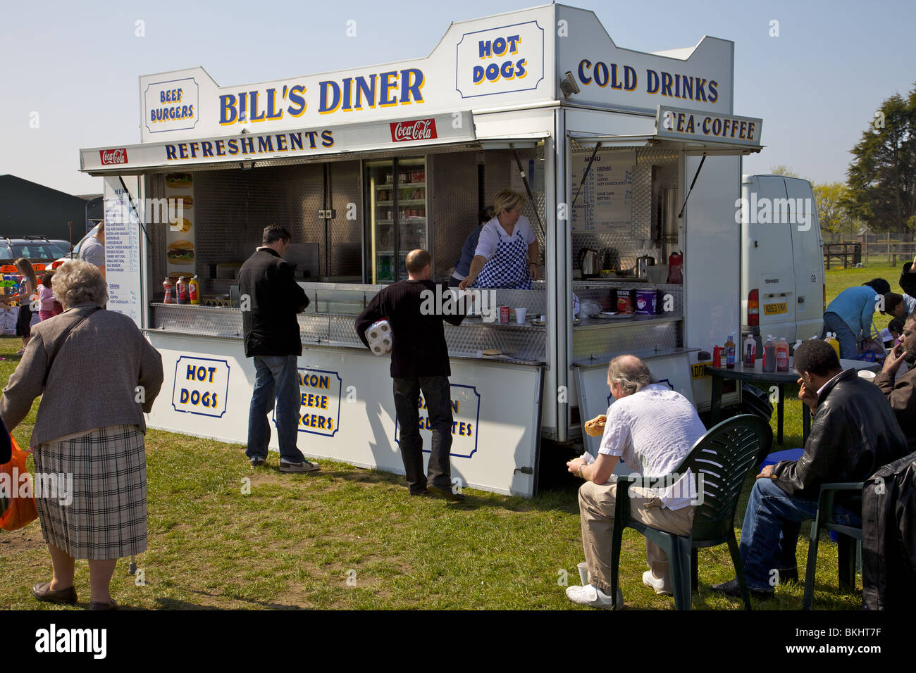 Mobile food van hi-res stock photography and images - Alamy