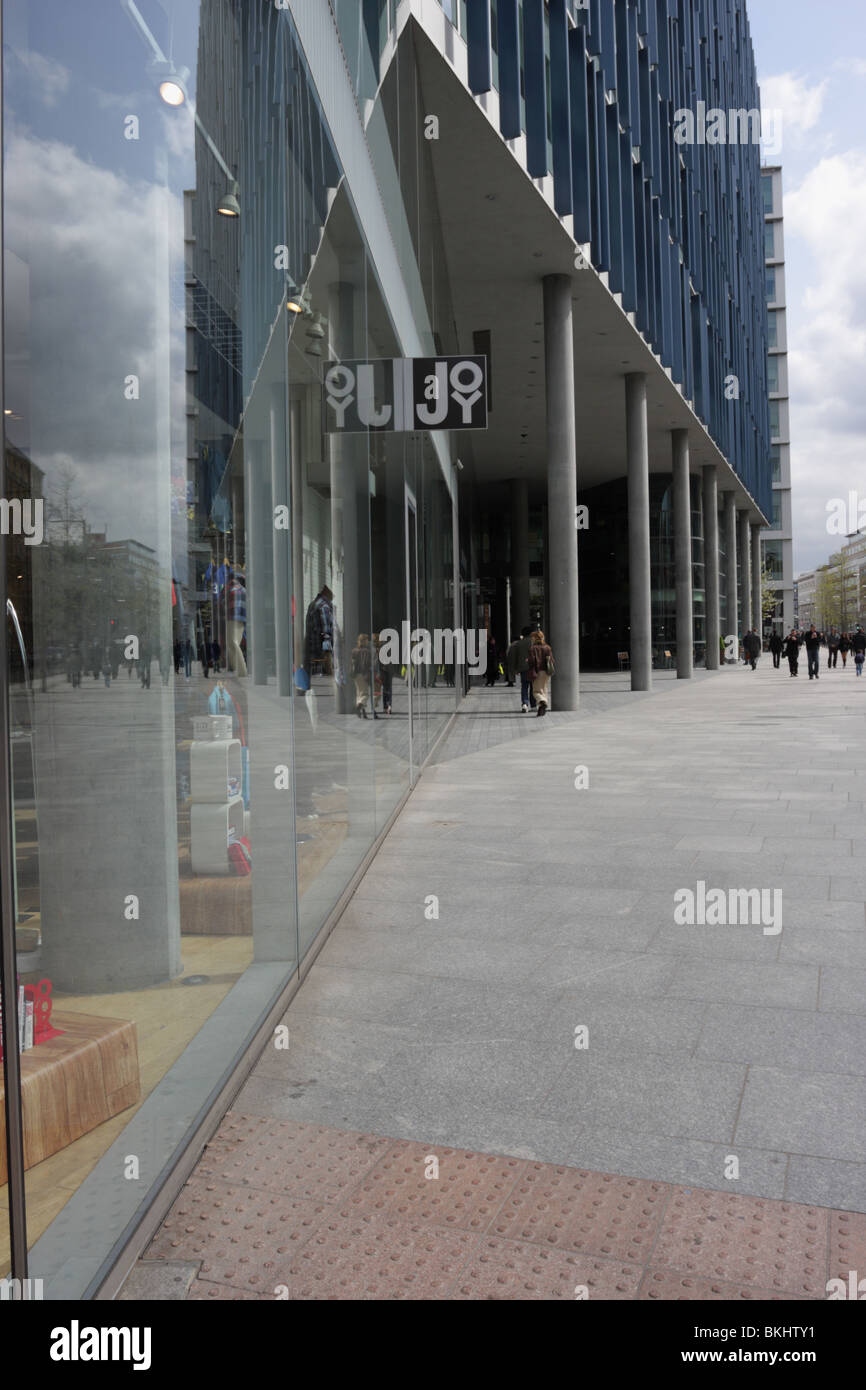 Fin building hi-res stock photography and images - Alamy