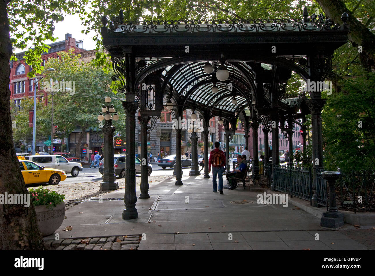 Downtown Seattle, Pioneer Square pergola Stock Photo - Alamy