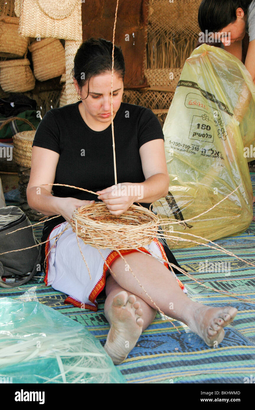 Weaves hi-res stock photography and images - Alamy