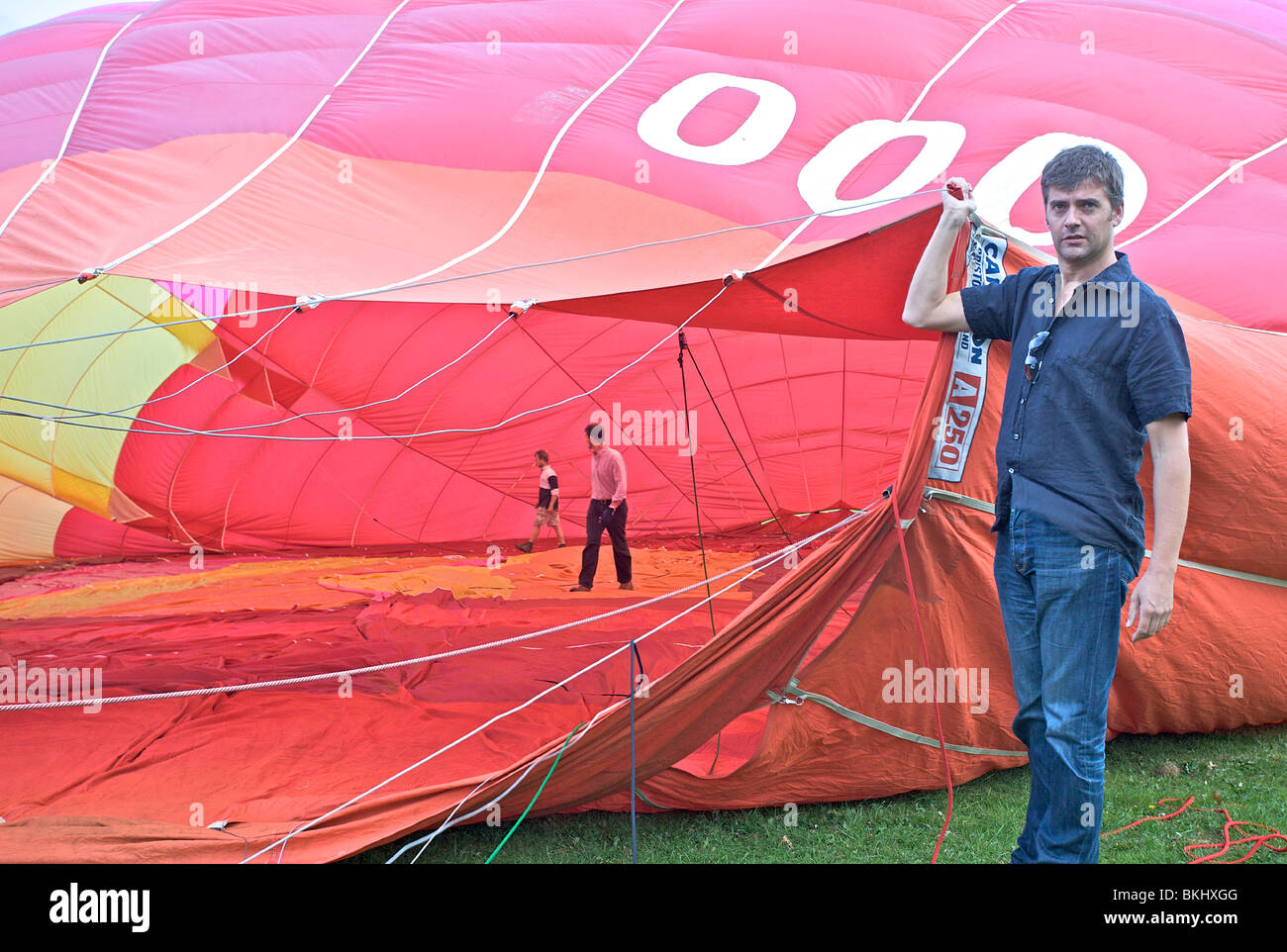 Air balloon inflation hi-res stock photography and images - Alamy