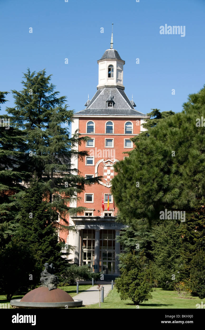 Madrid University Spain Spanish Student students Stock Photo - Alamy
