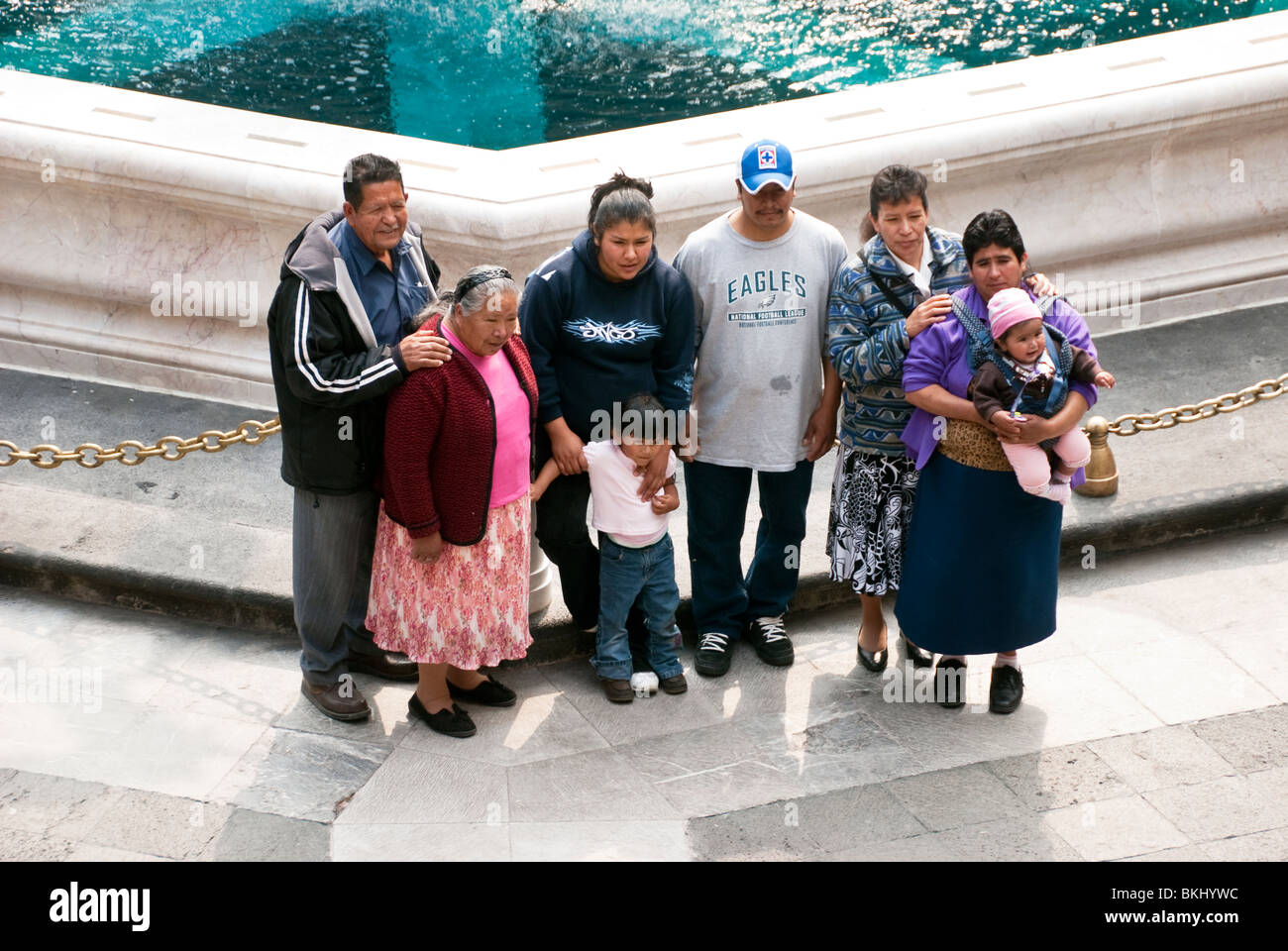 Mexican faces hi-res stock photography and images - Alamy