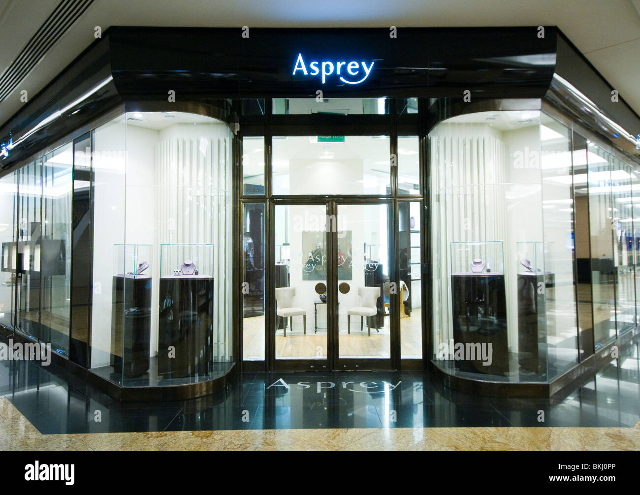 Asprey hi-res stock photography and images - Alamy