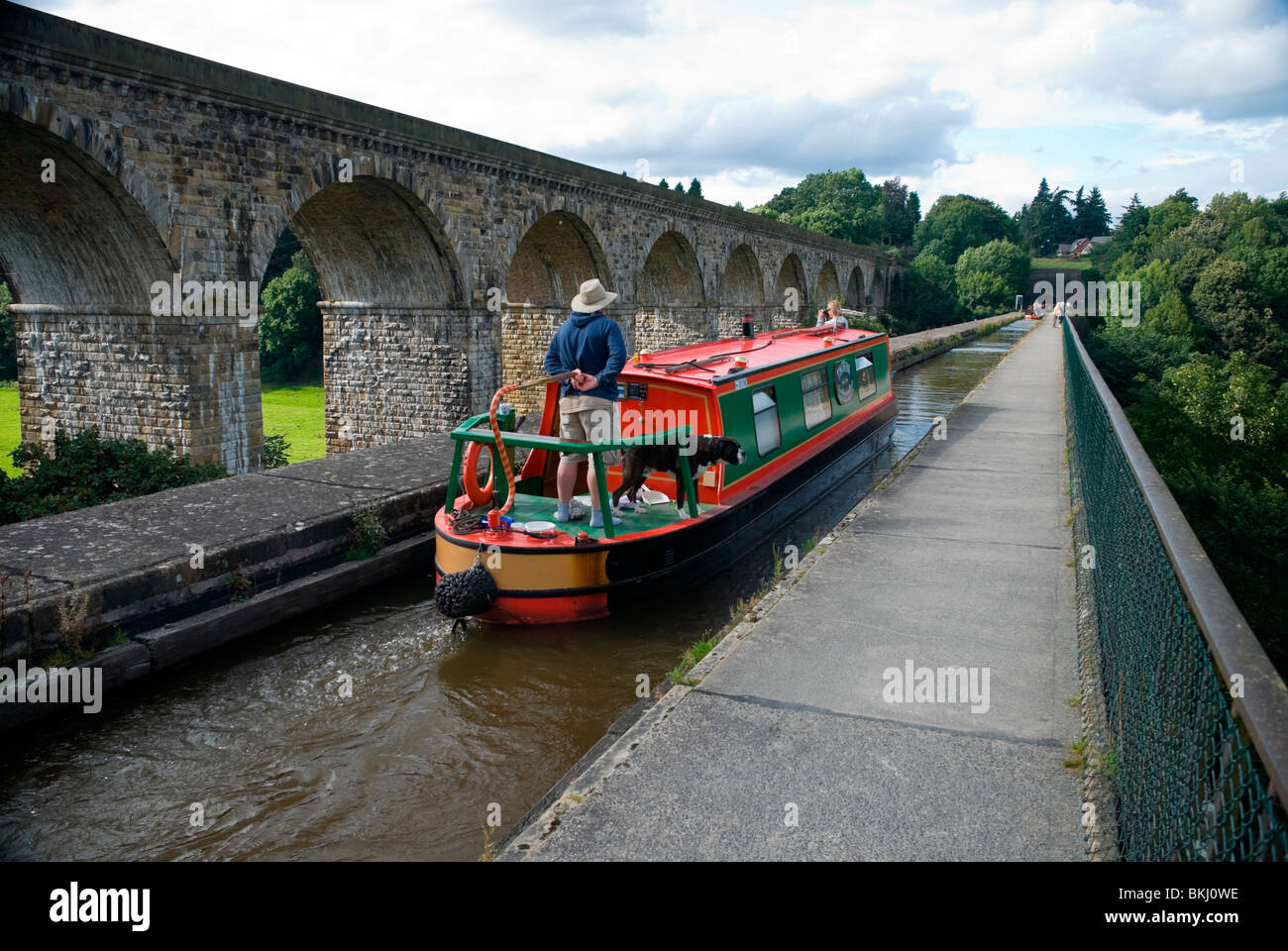 chirk aqueduct and train bridge Stock Photo - Alamy