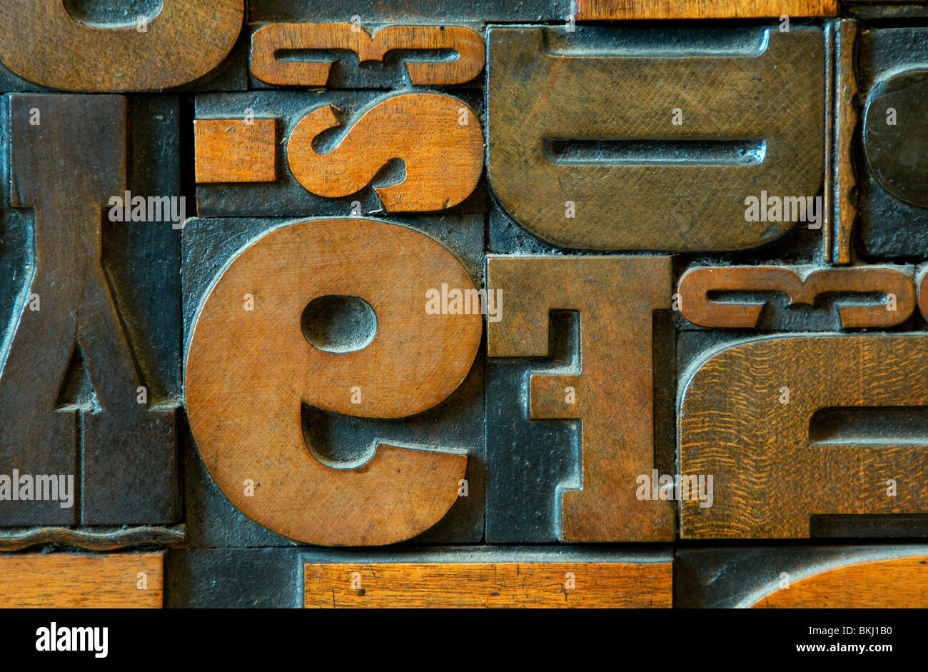 Wood carved numbers hi-res stock photography and images - Alamy