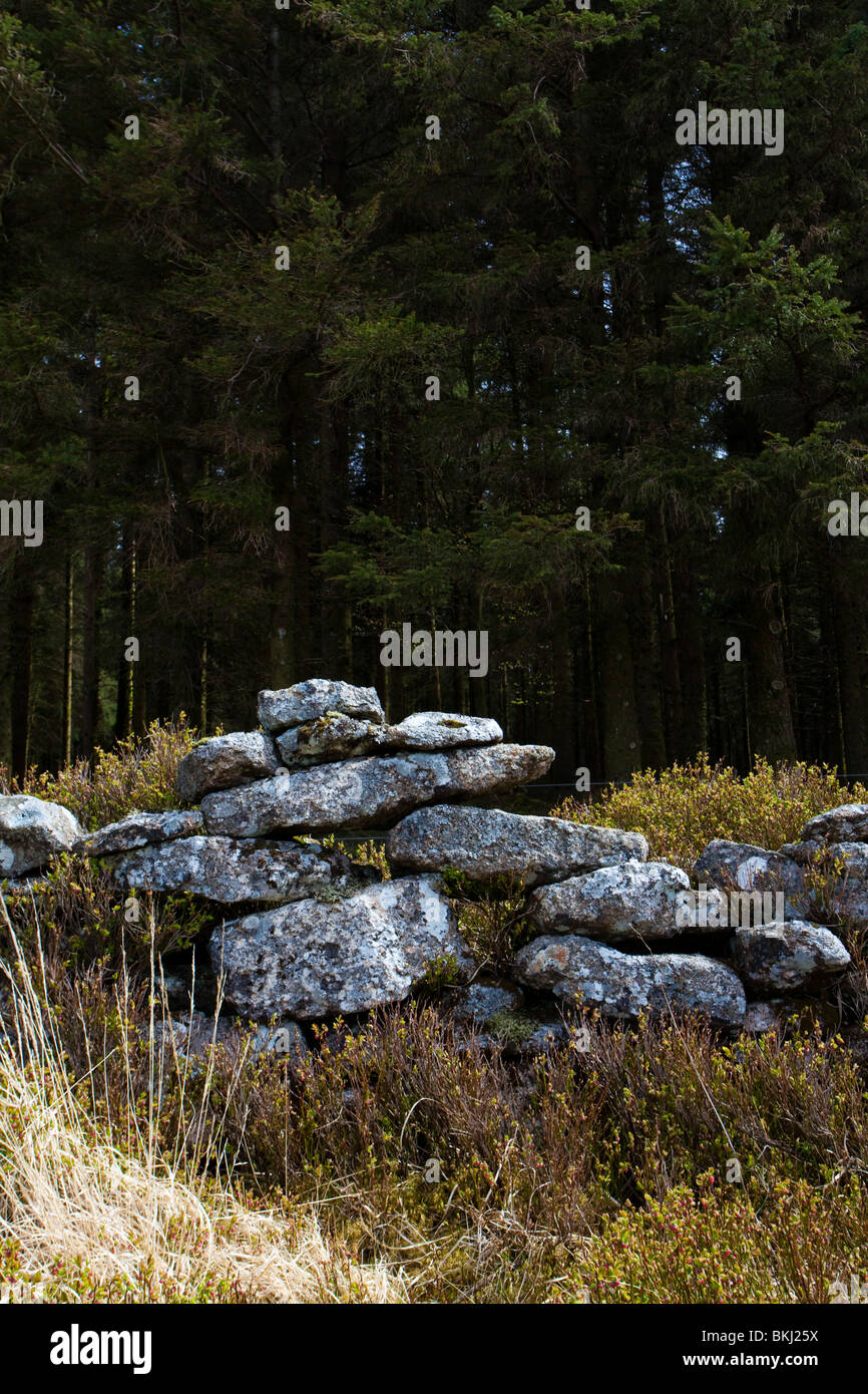 Perimeter wall hi-res stock photography and images - Alamy