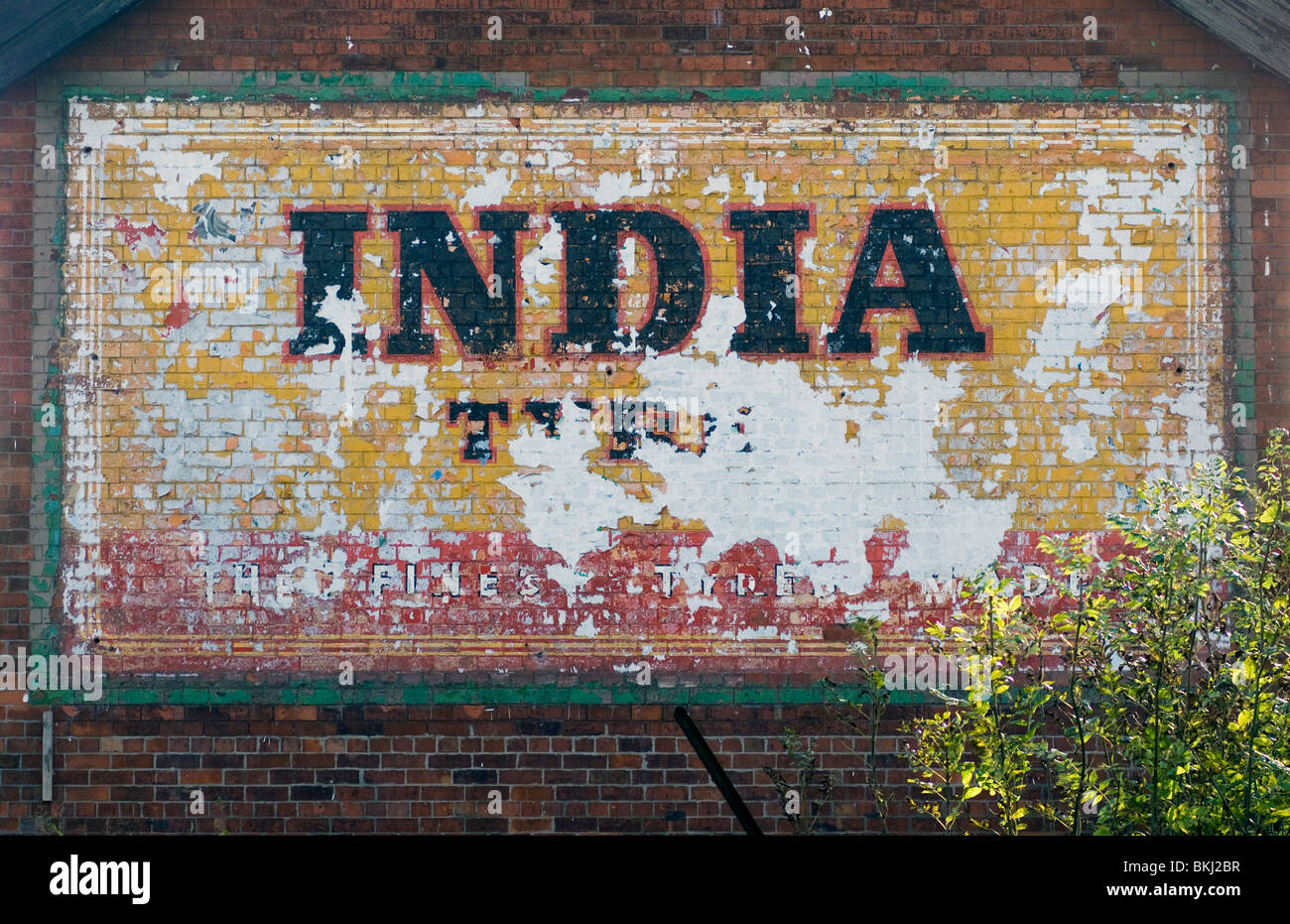 India tyres hi-res stock photography and images - Alamy