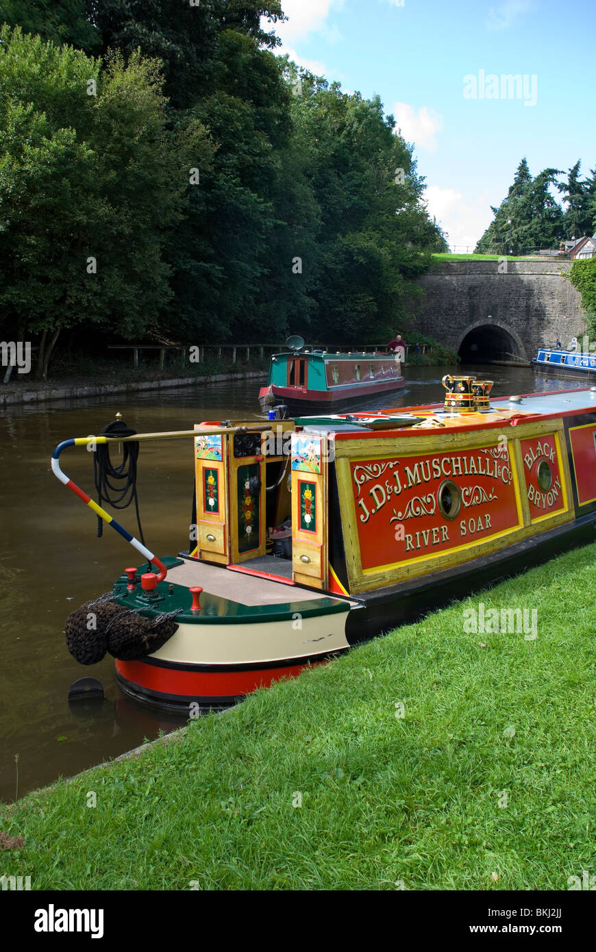 chirk aqueduct and tunnel Stock Photo - Alamy