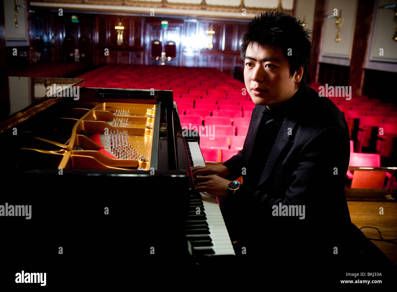 Portrait of Lang Lang Stock Photo - Alamy