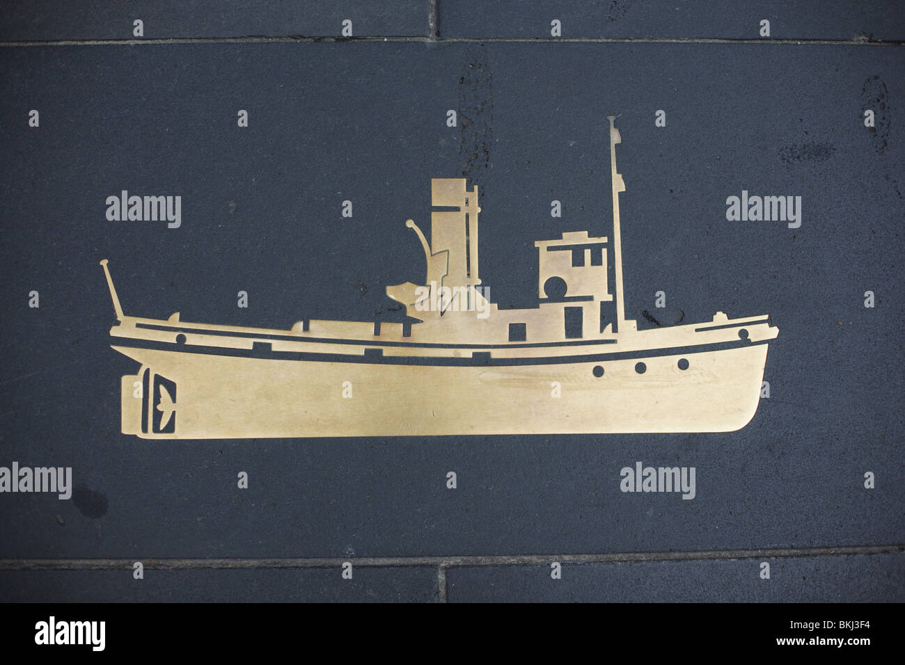 Rtw symbol hi-res stock photography and images - Alamy