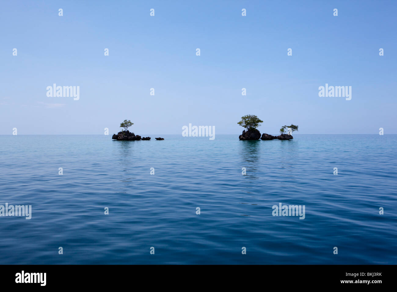 Isolated exotic islands hi-res stock photography and images - Alamy