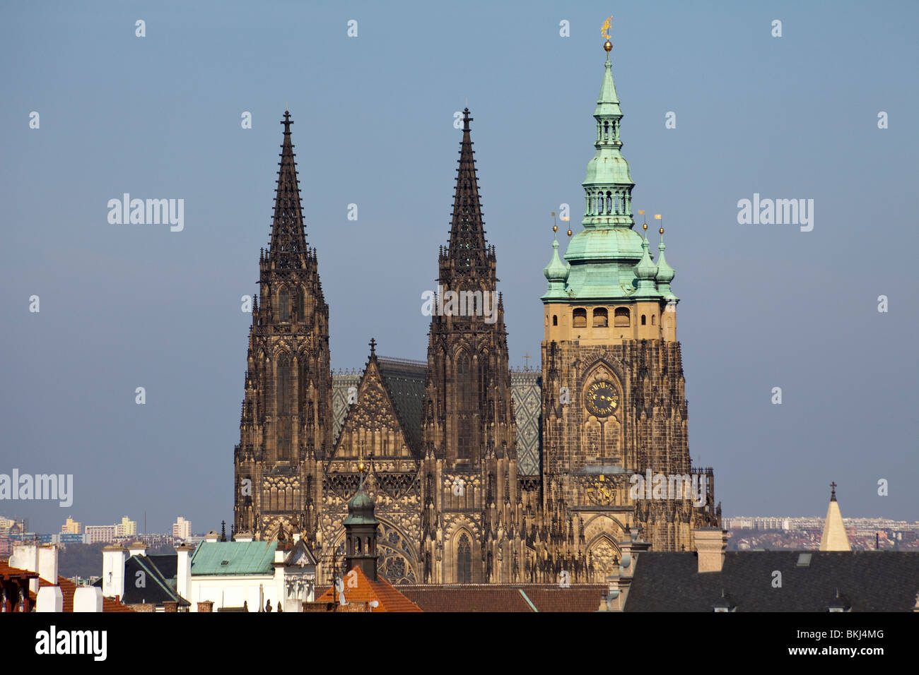 Prague saint vitus cathedral castle hi-res stock photography and images ...