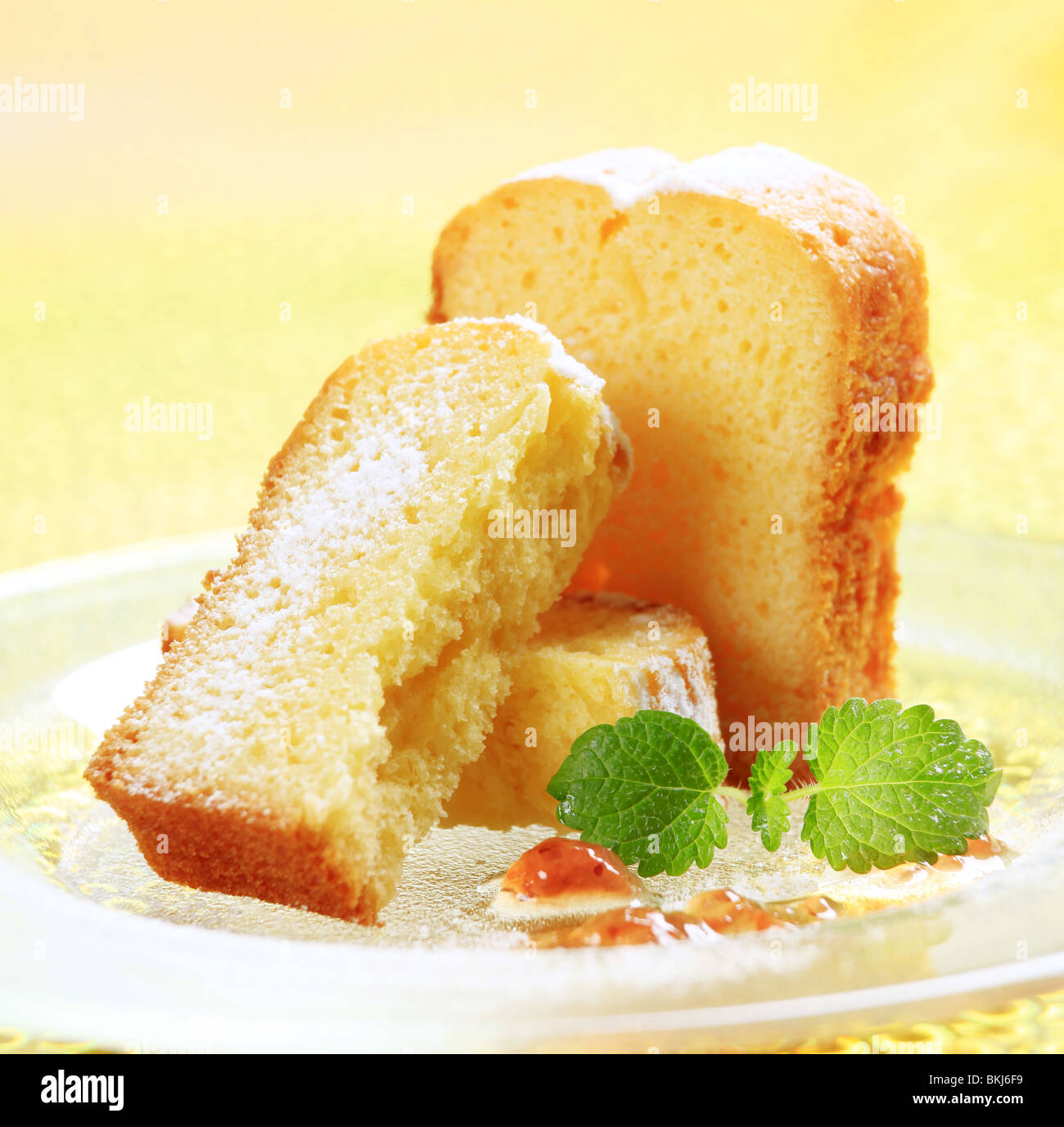 Slices of pound cake Stock Photo - Alamy