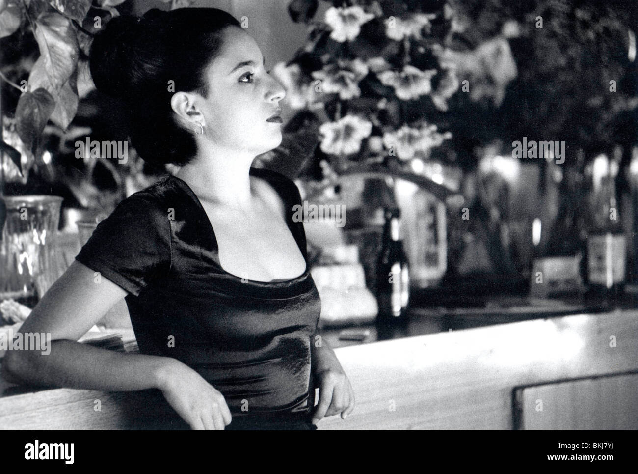 BREAD AND ROSES (2000) PILAR PADILLA BANR 002 P Stock Photo - Alamy
