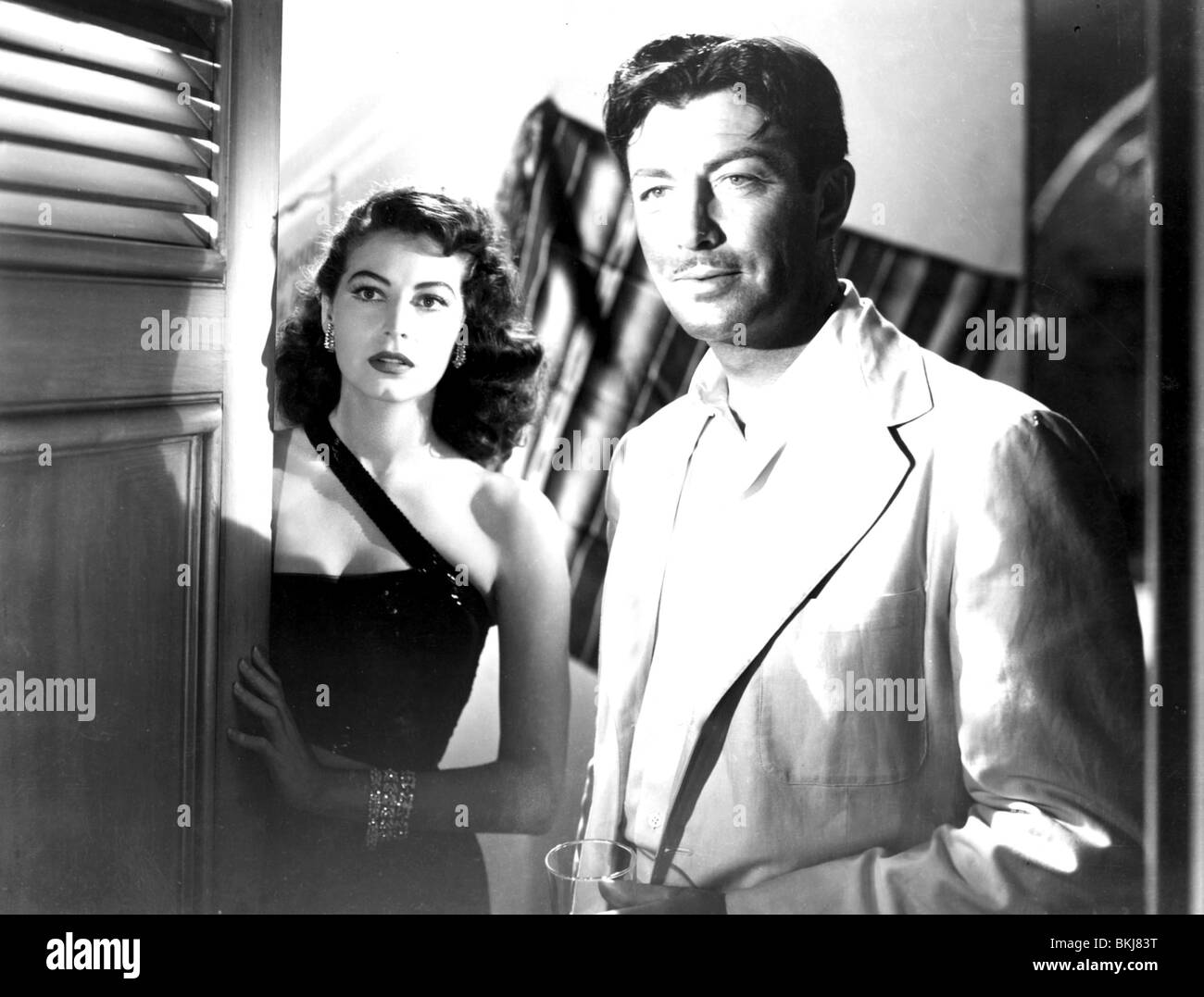 THE BRIBE (1949) AVA GARDNER, ROBERT TAYLOR TBRB 001P Stock Photo - Alamy