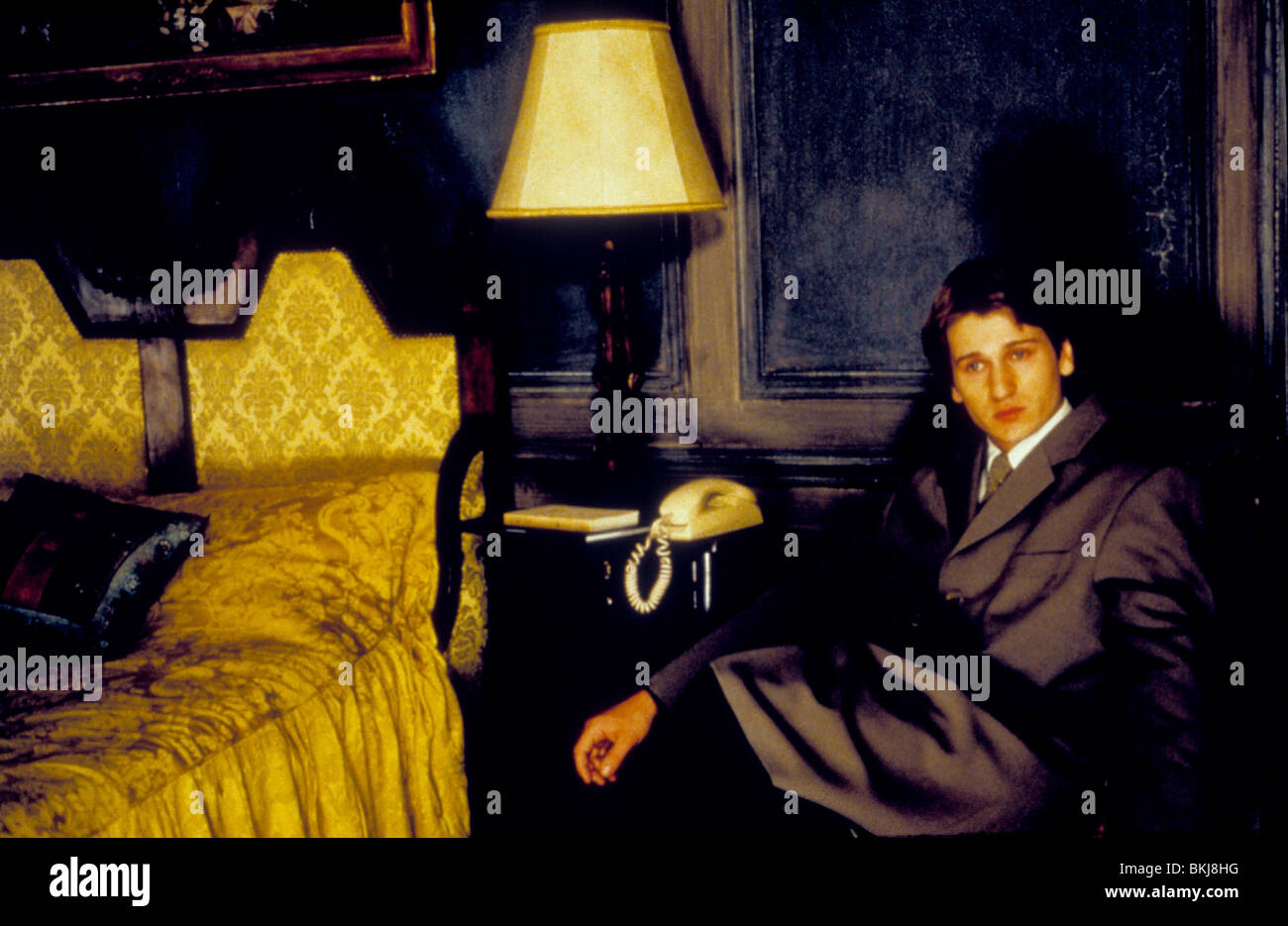 LA CAPTIVE (2000) STANISLAS MERHAR TIVE 008 Stock Photo - Alamy