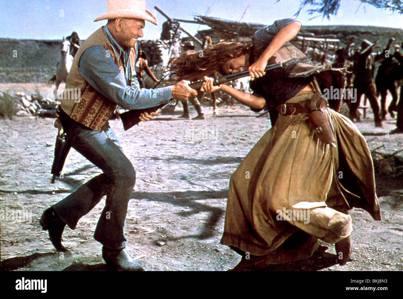 CATLOW (1971) YUL BRYNNER, DALIAH LAVI CATL 006 Stock Photo - Alamy
