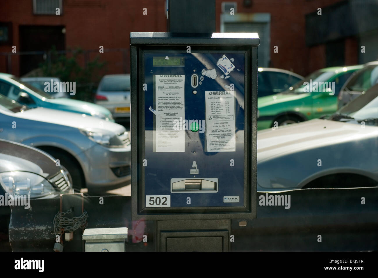 Parking Pay & Display meter ticket machine Stock Photo - Alamy