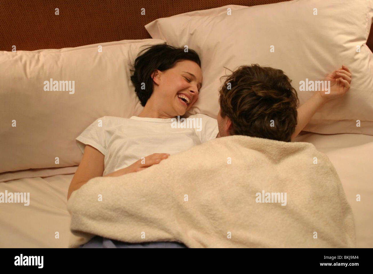 CLOSER (2004) NATALIE PORTMAN CLOS 001-019 Stock Photo - Alamy