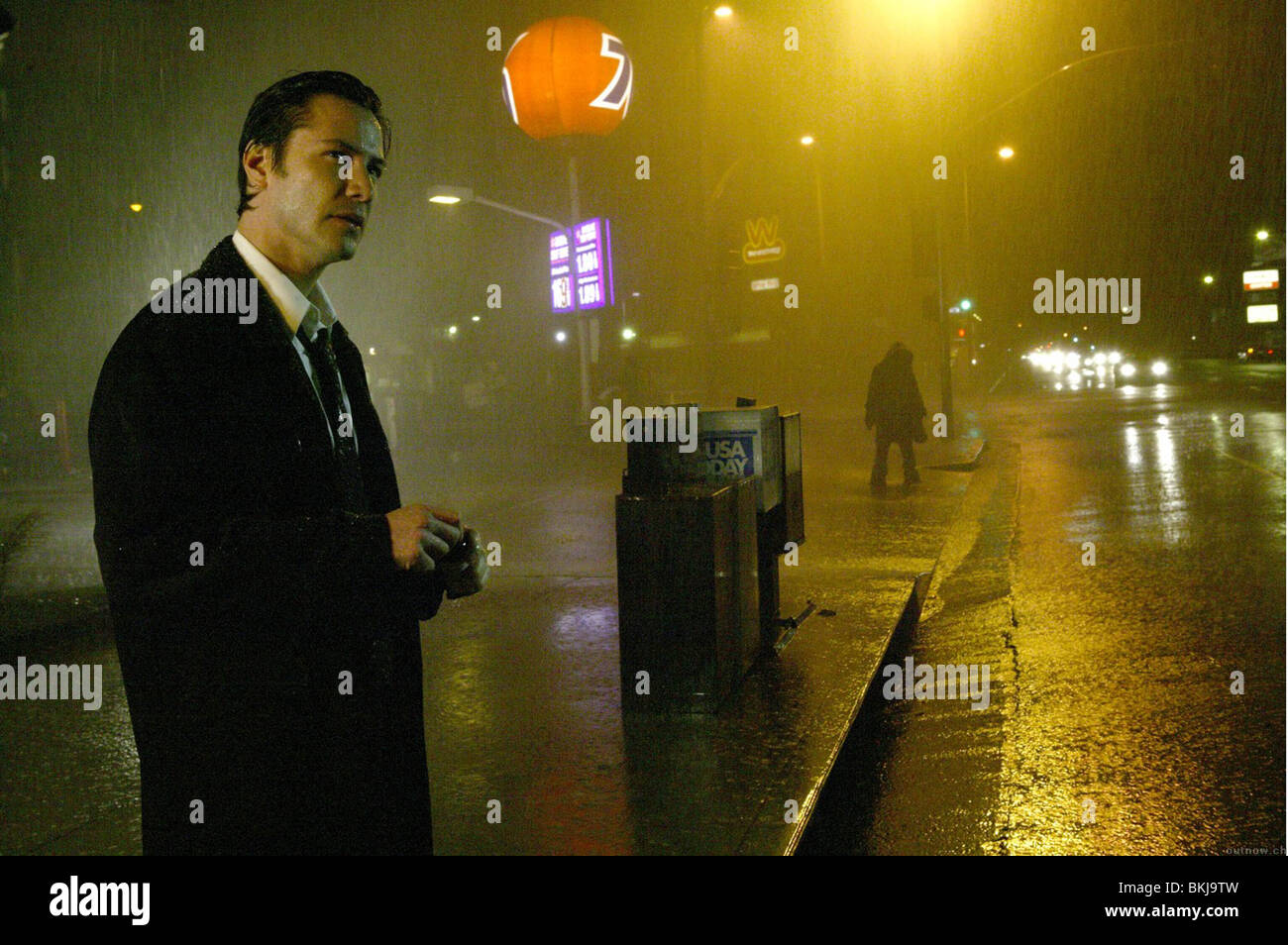 Constantine 2005 keanu reeves hi-res stock photography and images - Alamy