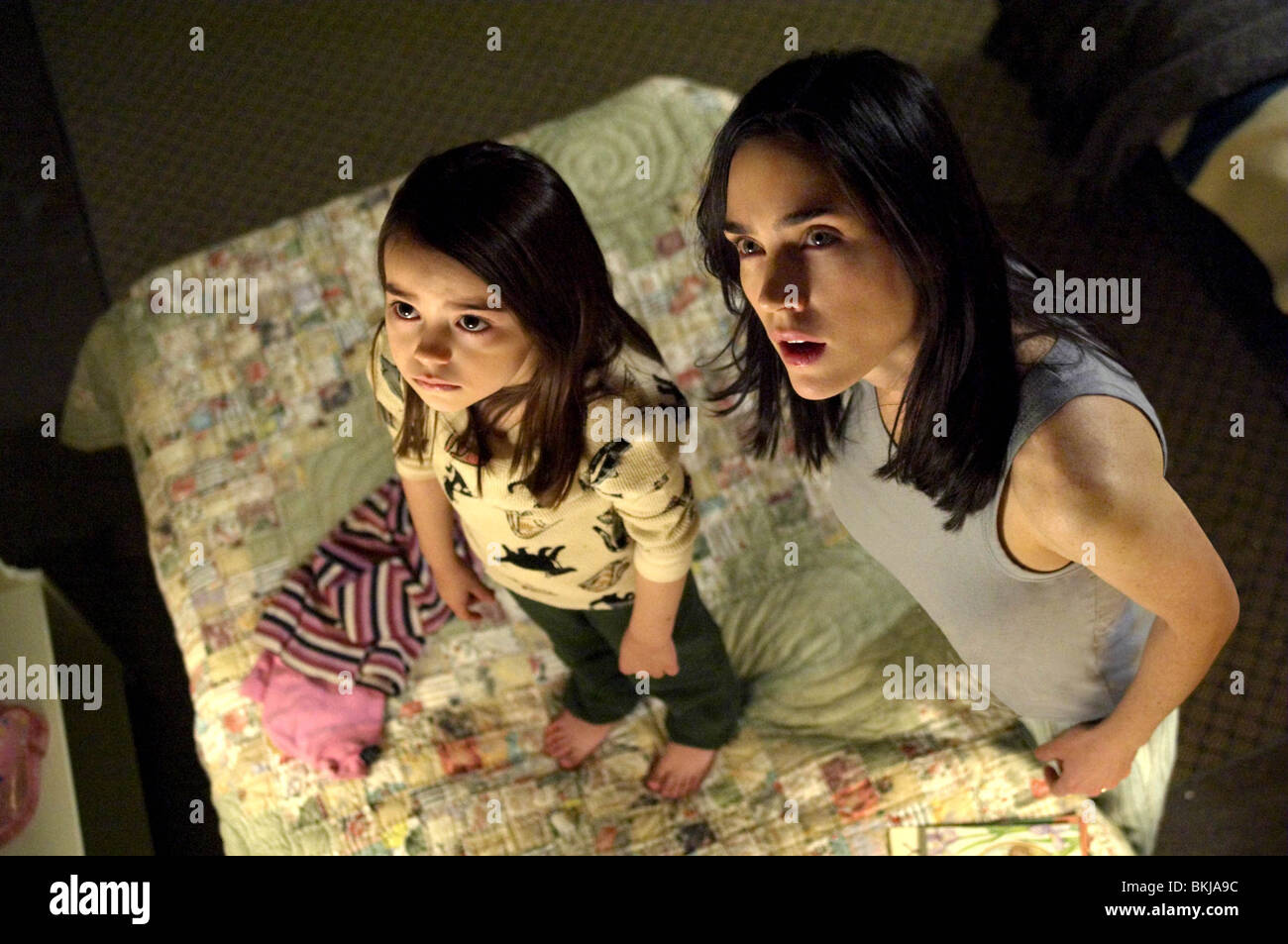 DARK WATER (2005) ARIEL GADE, JENNIFER CONNELLY DKWR 001-011 Stock ... DARK WATER (2005) ARIEL GADE, JENNIFER CONNELLY DKWR 001-011 Stock ...