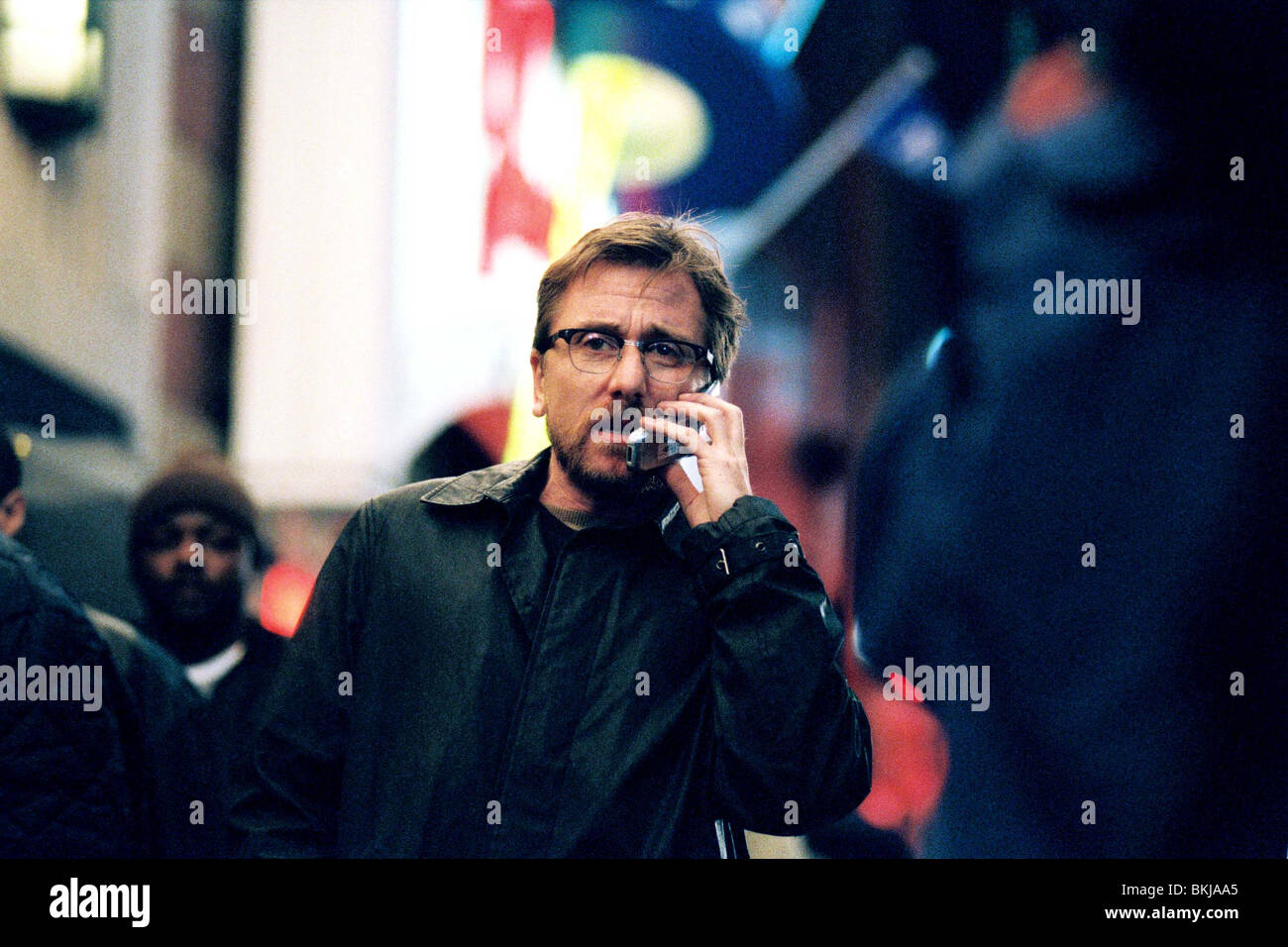 Dark water 2005 film hi-res stock photography and images - Alamy