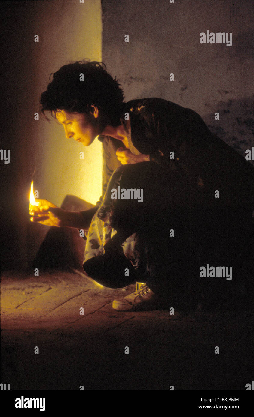 THE ENGLISH PATIENT (1996) JULIETTE BINOCHE EPT 029 Stock Photo - Alamy