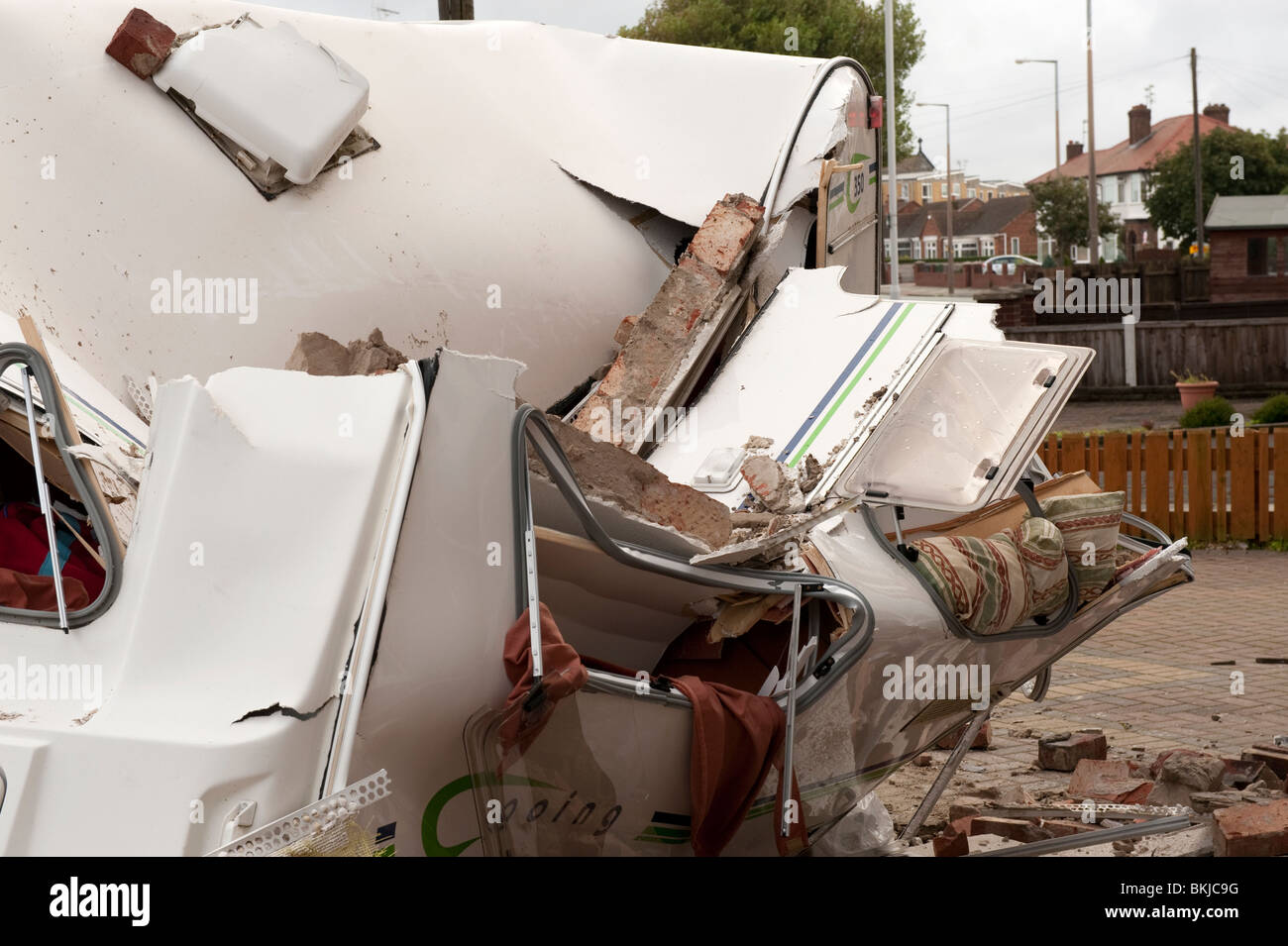 Falling bricks hi-res stock photography and images - Alamy