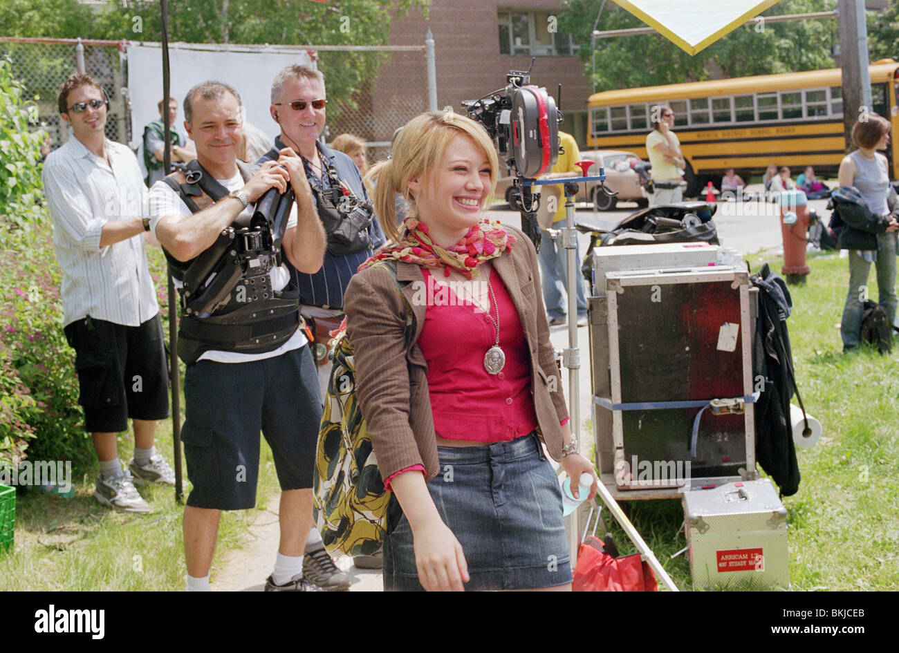 FILMING O/S 'THE PERFECT MAN' (2005) WITH HILARY DUFF PFTM 002-F4 Stock ...
