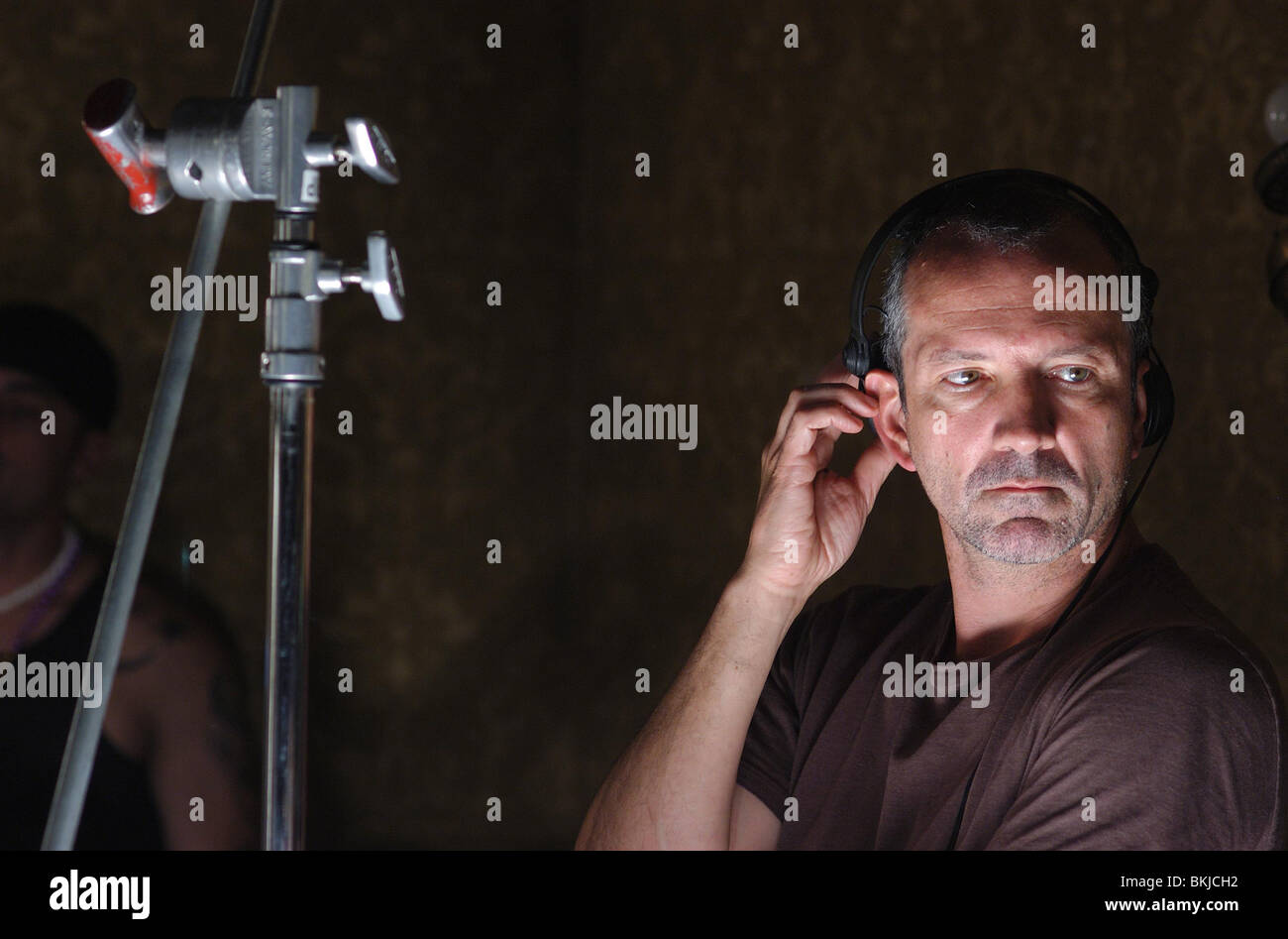 FILMING O/S 'THE SKELETON KEY' (2005) WITH IAIN SOFTLEY (DIR) SKEL 002 ...