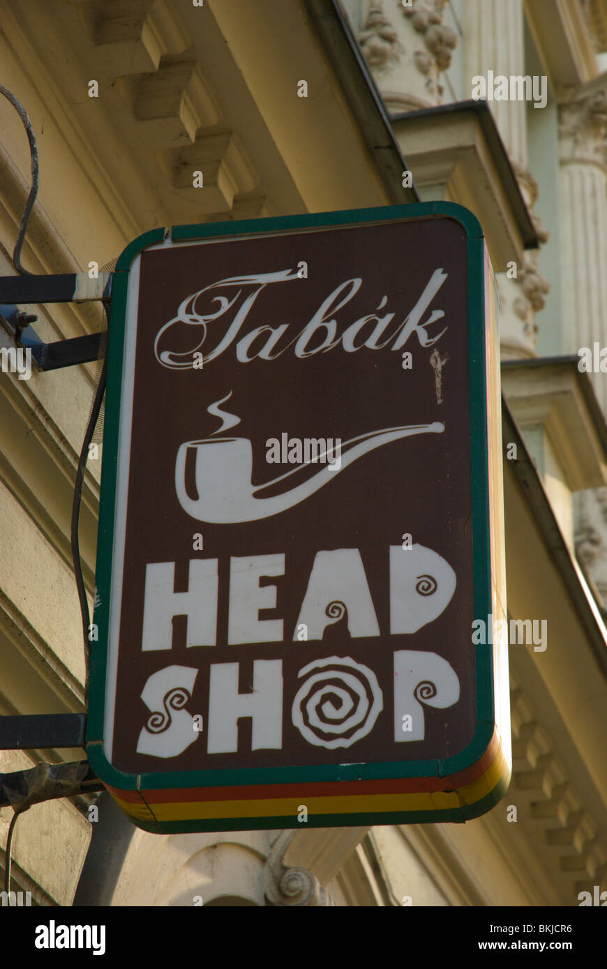 Head shop hi-res stock photography and images - Alamy