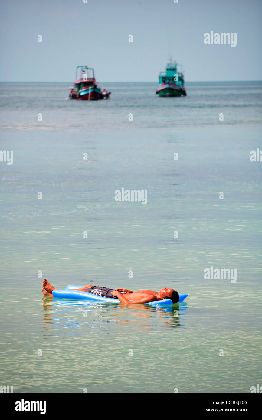 Asleep on boats hi-res stock photography and images - Alamy