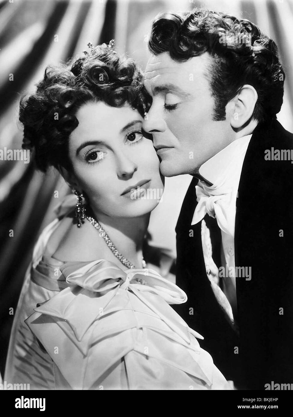 GREAT EXPECTATIONS (1946) VALERIE HOBSON, JOHN MILLS GEX 001-02 Stock ...