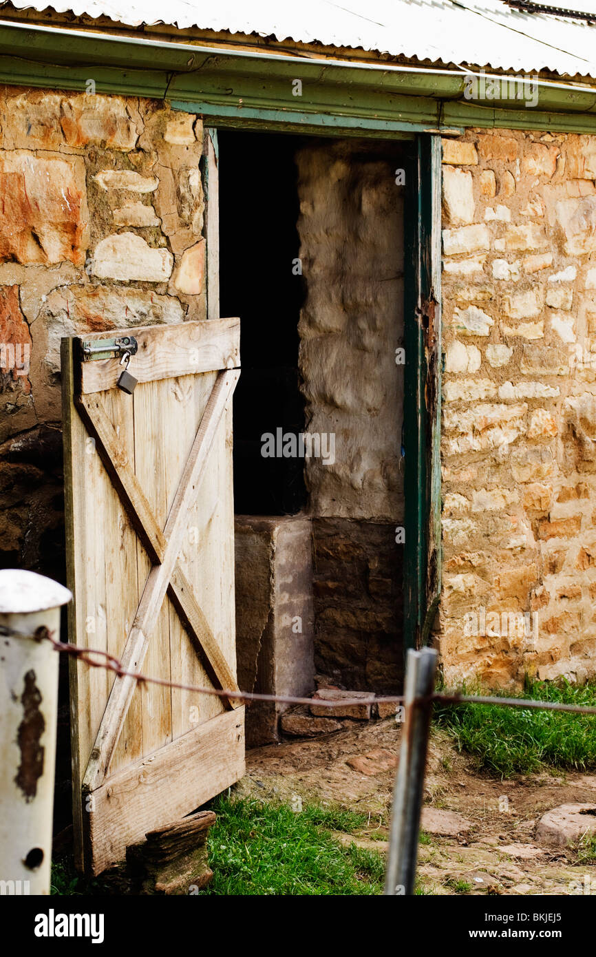 An old cow shed hi-res stock photography and images - Alamy