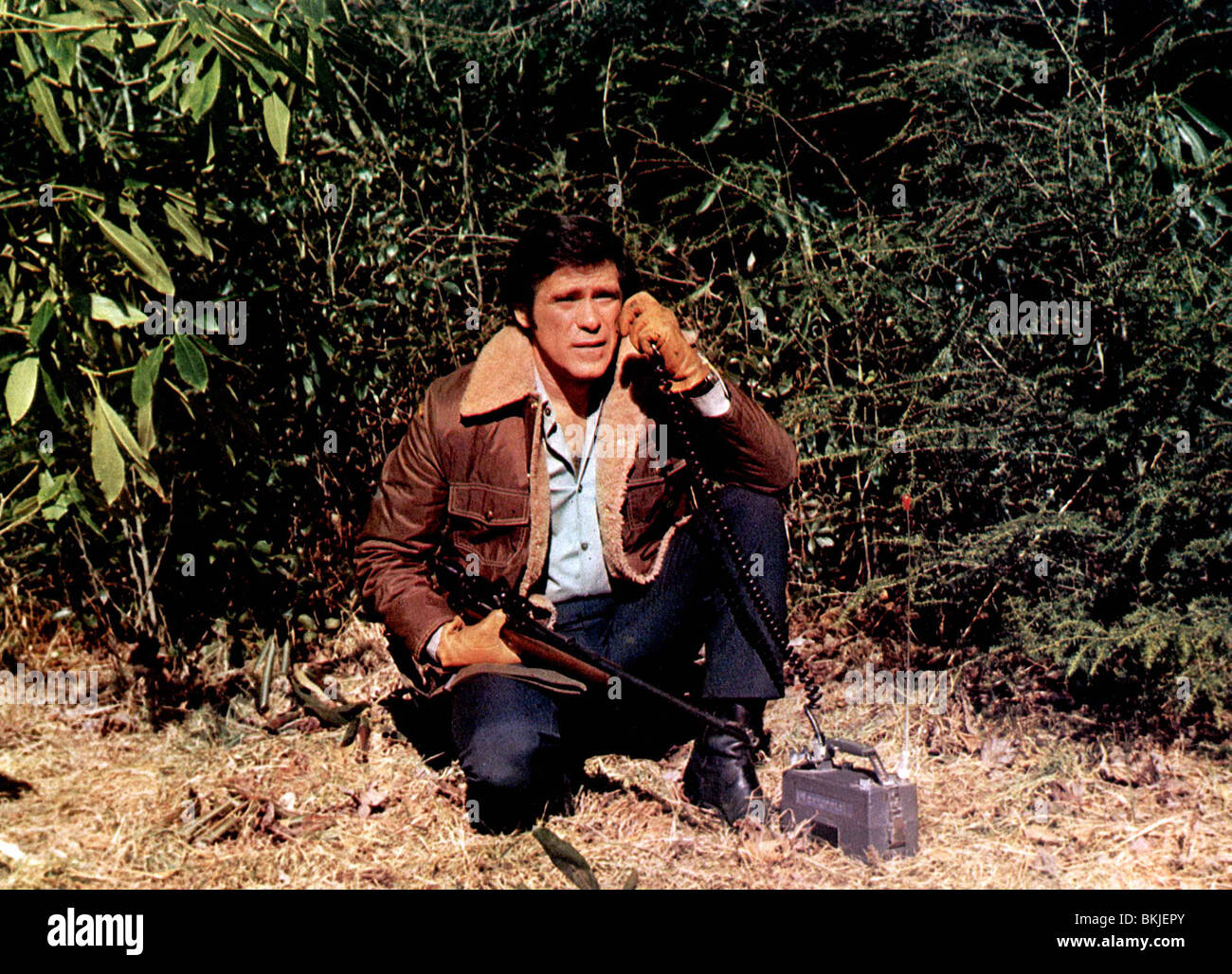 GRIZZLY (1976) CHRISTOPHER GEORGE GRIZ 006FOH Stock Photo - Alamy